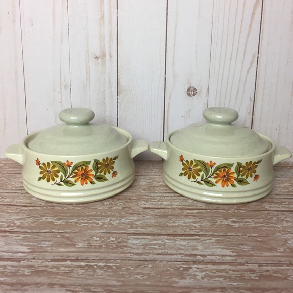 Capri | Kitchen | Vintage Capri Stoneware | Poshmark
